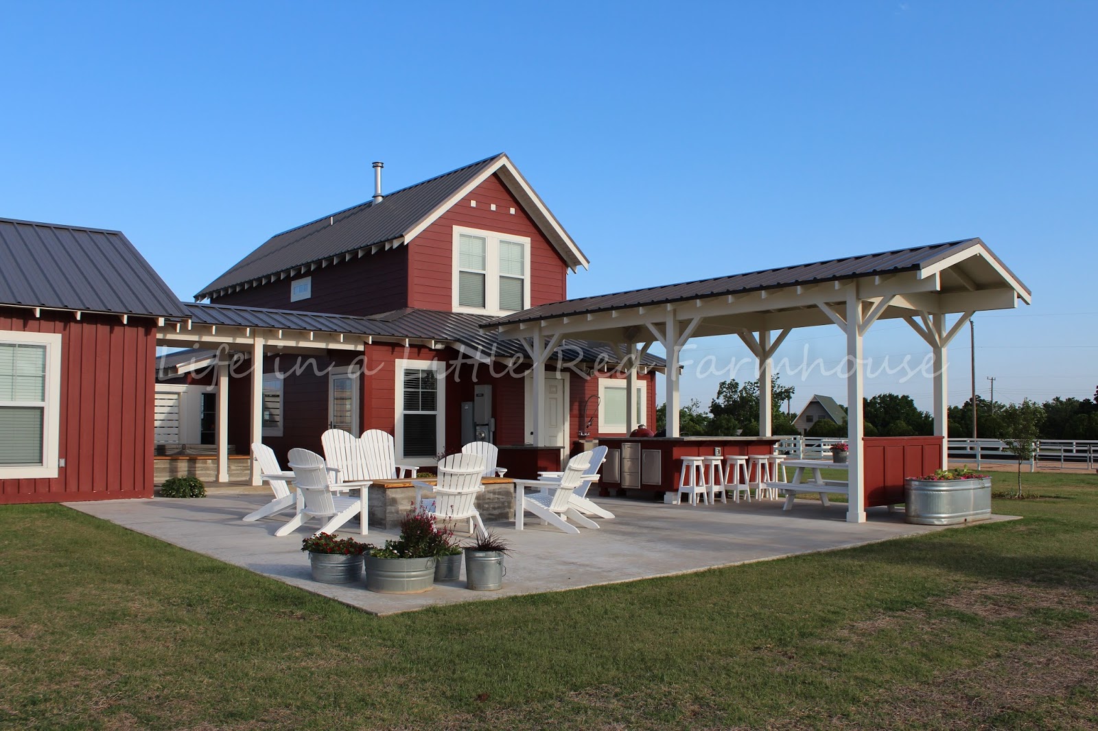 Farmhouse Outdoor Living