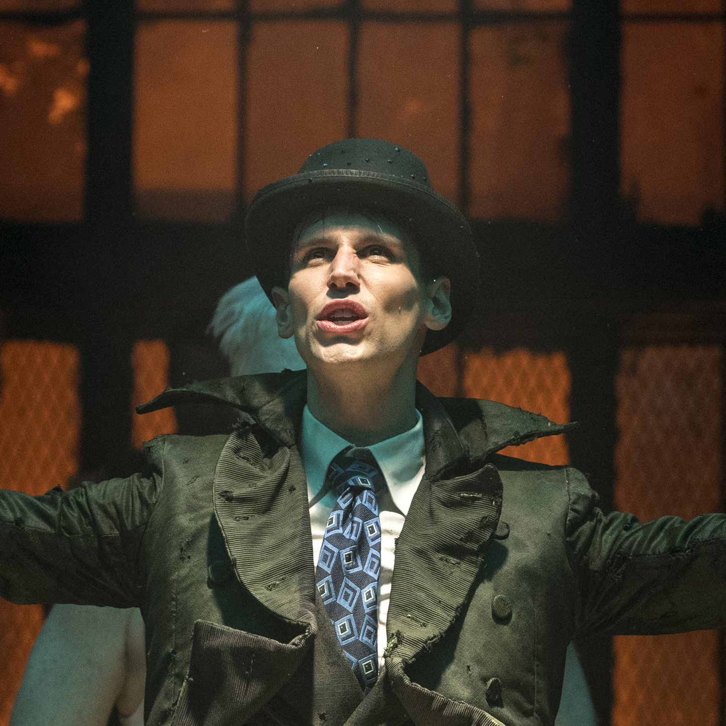 Doux Reviews: Gotham: Stop Hitting Yourself