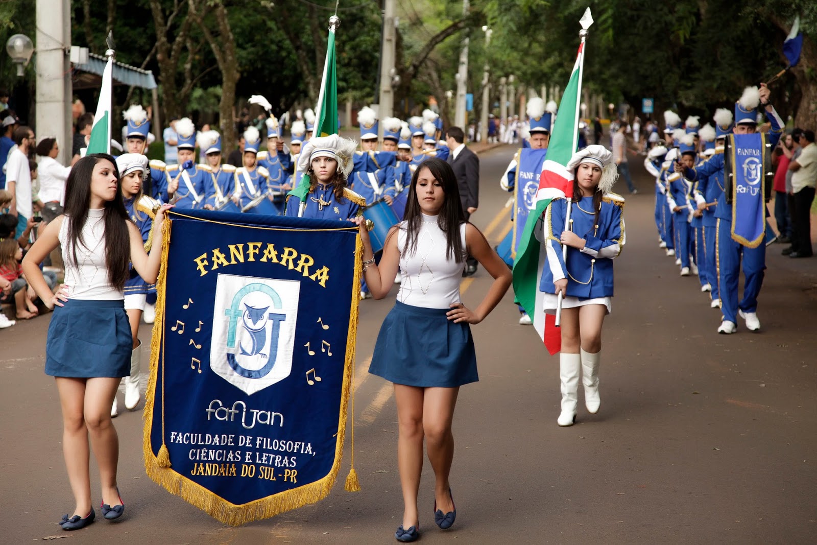 Blog do Viana - Bandas e Fanfarras: A Fanfarra Tradicional Simples de ...