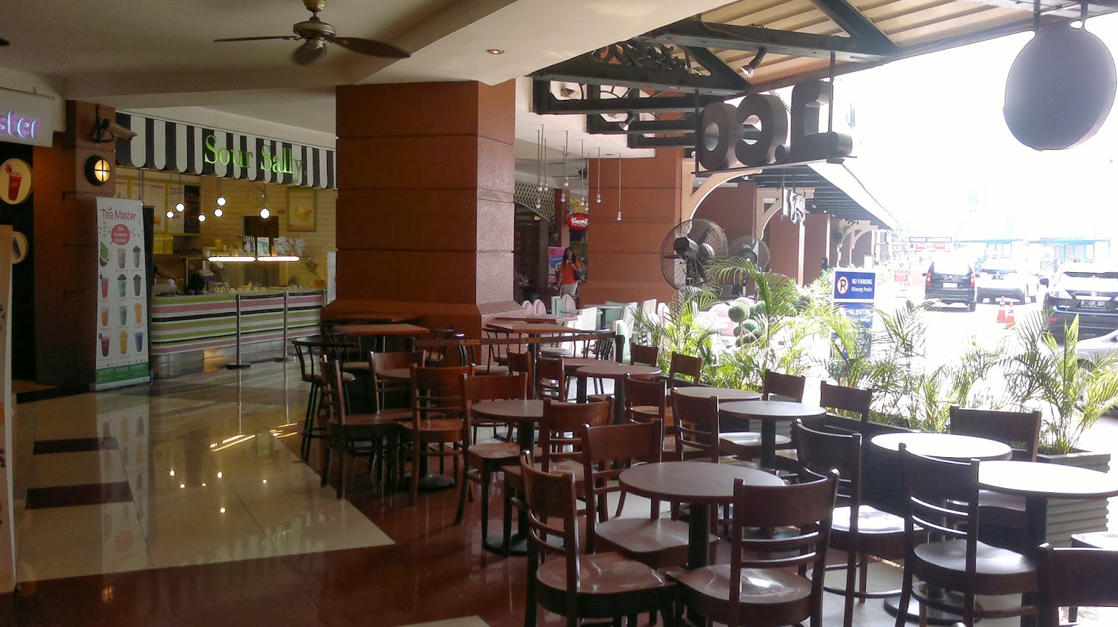 RENDY'S BLOG: INSIDE THE MALL: Puri Indah Mall - The First Mall to Have ...