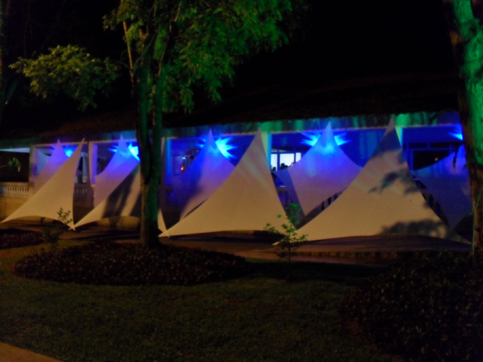 WOOF TENCIONADOS: !! Algumas Decorações com Tecidos