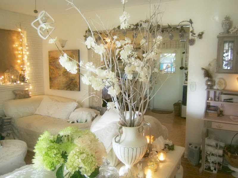 White Bohemian Beauty: Soft White Quiet Places