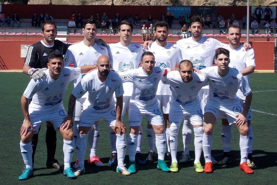 VELEZEDARIO: EL VÉLEZ SE TOPA CON JAVI CUENCA (1-0)