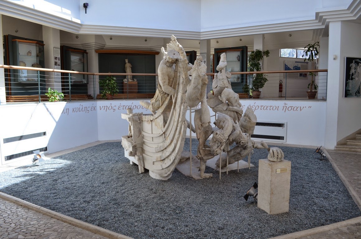 Augusto: La Villa de Tiberio en Sperlonga