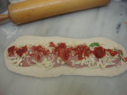 Learning Knowledge to Make Pizza: Trying to make "mini boli's from ...