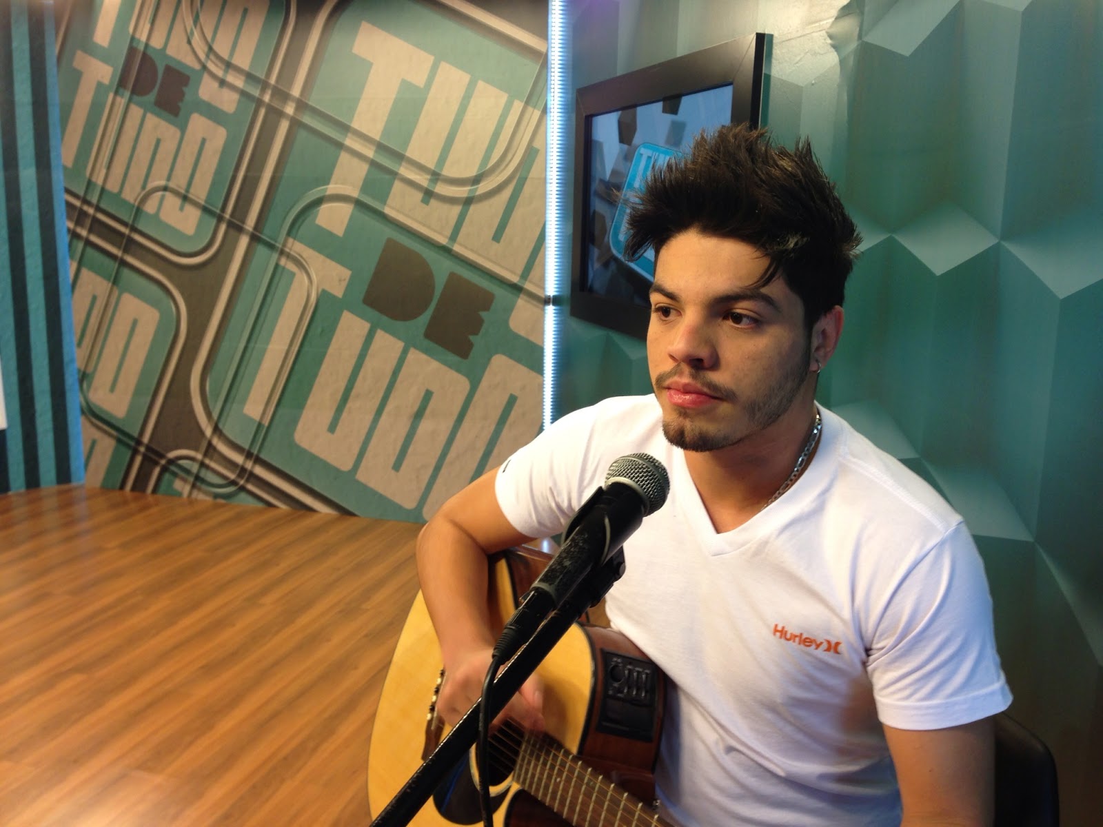 Alexandre Nunes OFICIAL