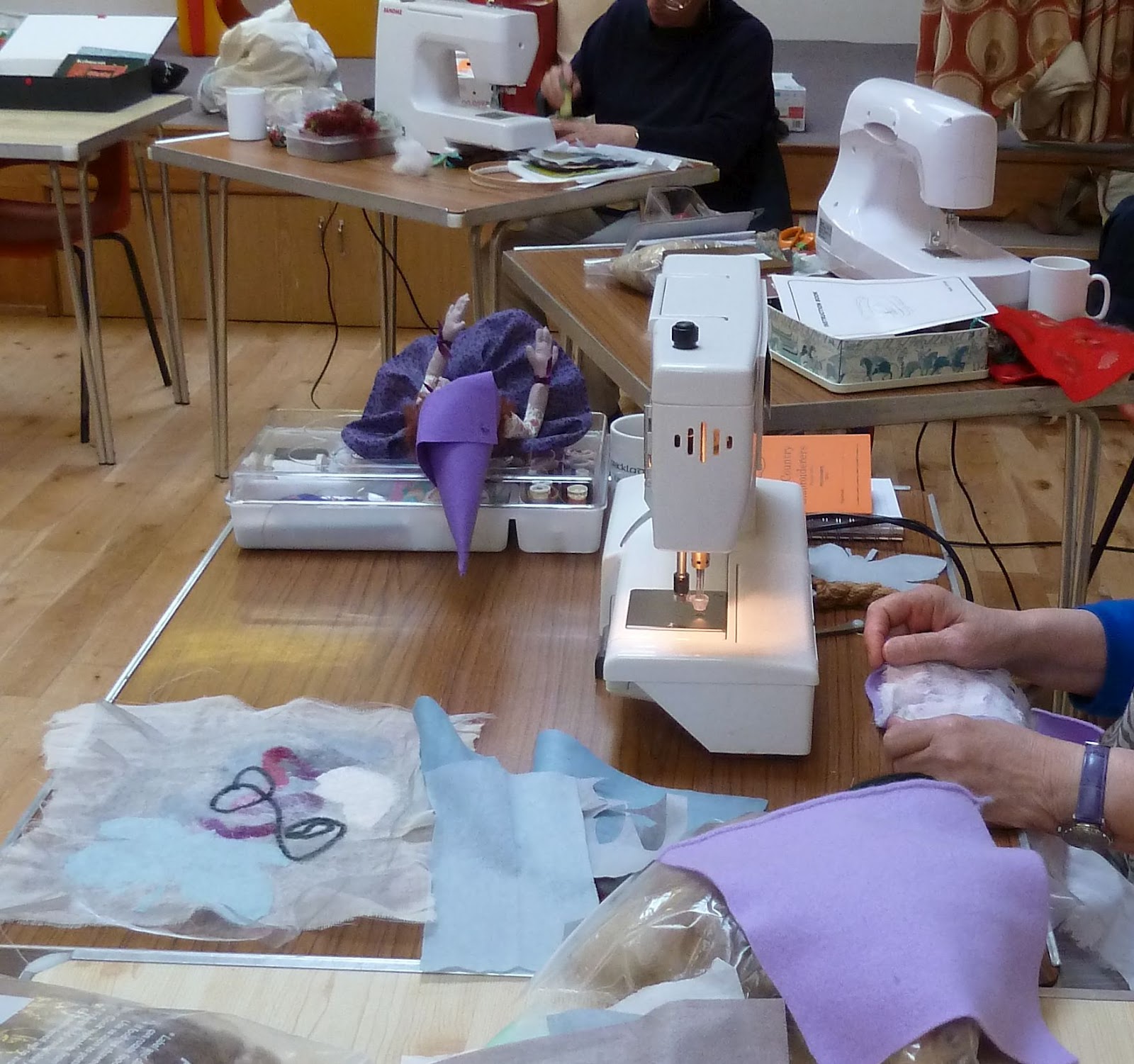 GreatWesternEmbroiderers: Needle Felt machining