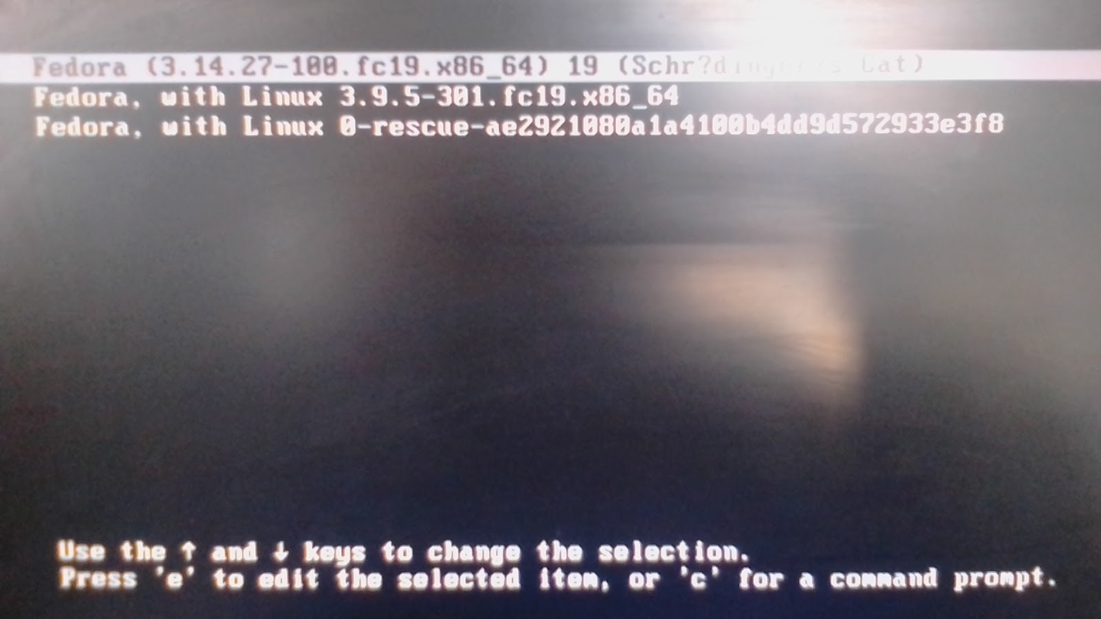 Indra's Blog: How to reset root (superuser) Password in Linux (Fedora)