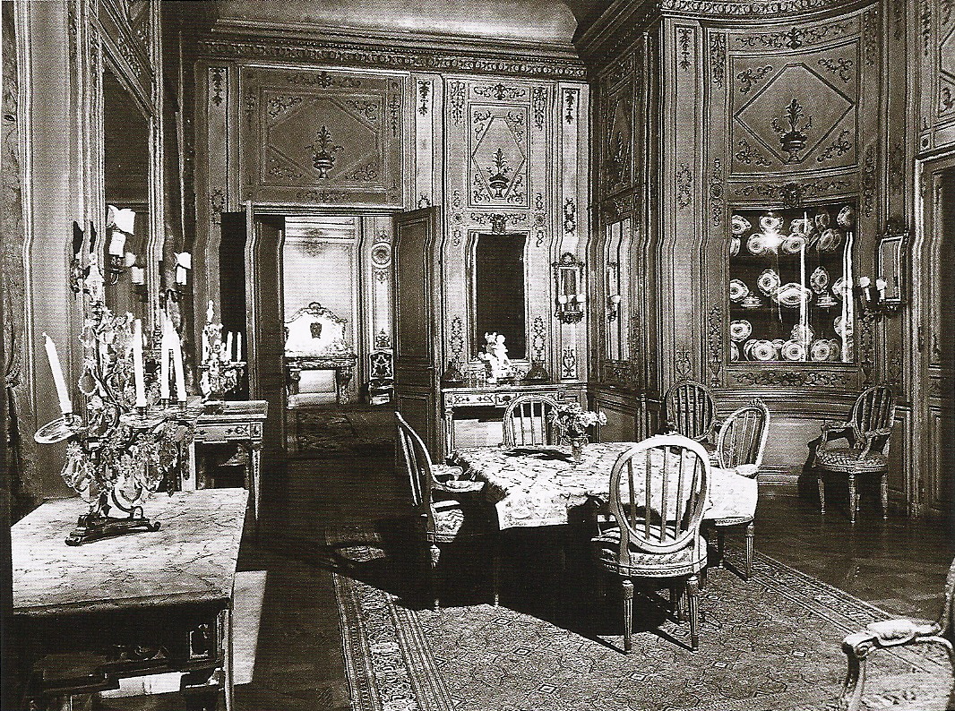 The Gilded Age Era: The Last Vanderbilt Stronghold, 640 Fifth Avenue ...