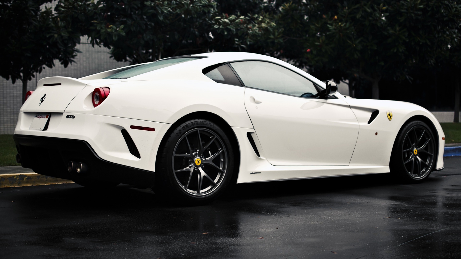 Ferrari White - High Definition Wallpapers - HD wallpapers