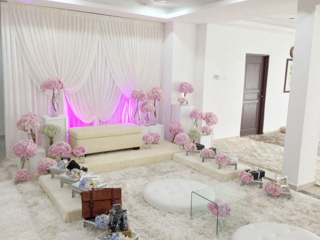 Muas Mo Wedding | Floral | Couture | Event: Various Mini Dais for Akad ...