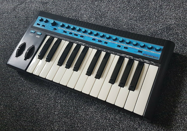 MATRIXSYNTH: Novation Bass Station Keyboard Classic 90s Analogue Mono ...