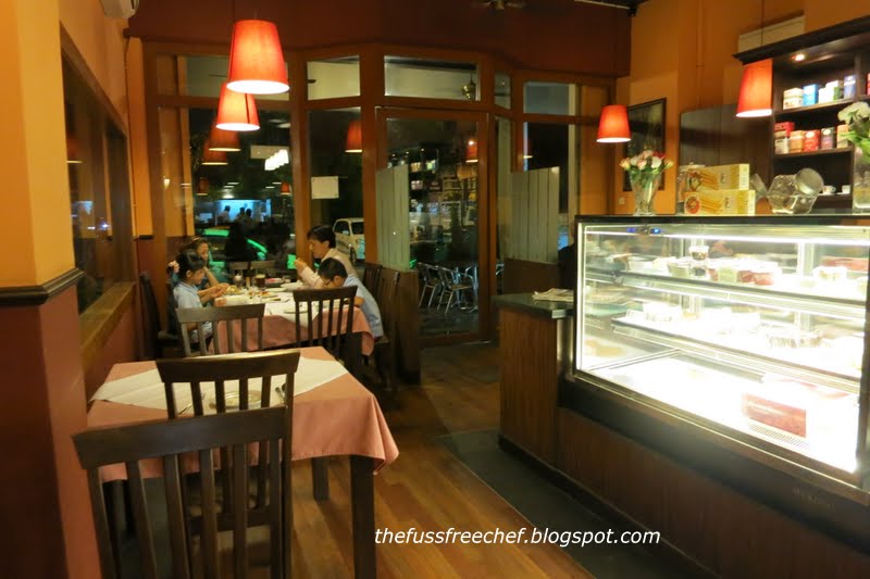 the FUSS FREE chef: Food Review: Gino's Recipes, Ara Damansara