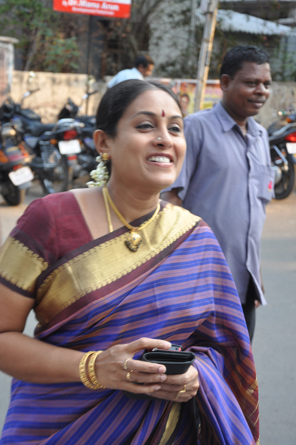 Actress Saranya Greeted On Ponvannan Press Meet |Tamil Cinema News ...