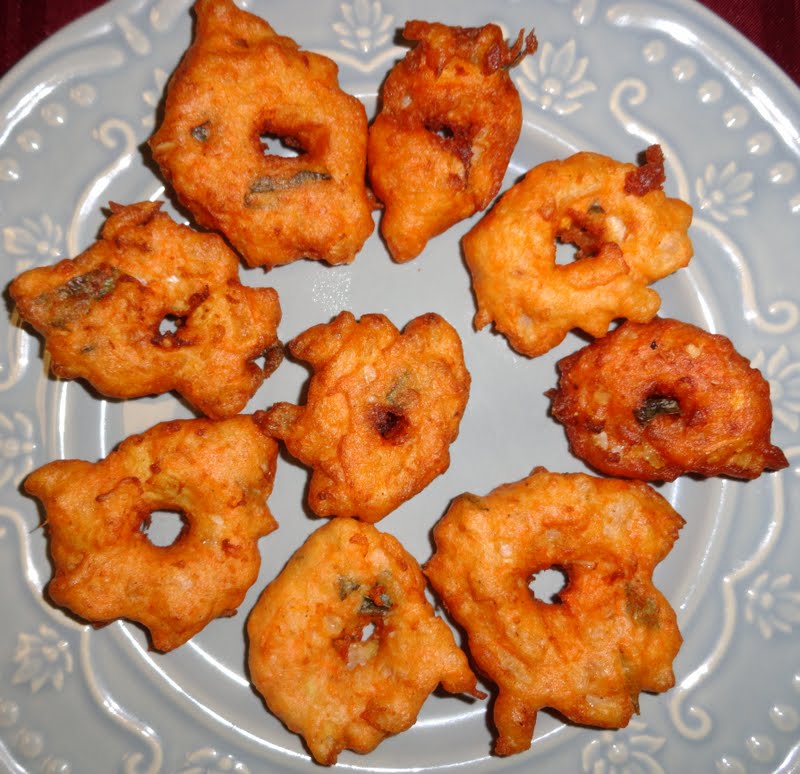 ::My Hobbies::: Uzhunnu vada/Urad dal vada