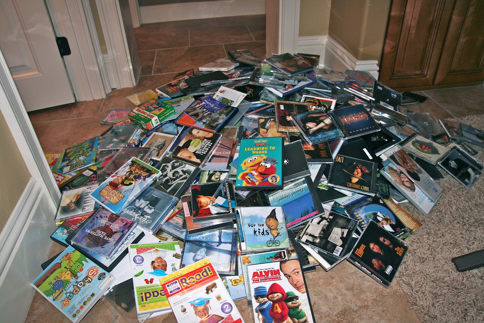 Smart and Simple Organizing: Media Storage!