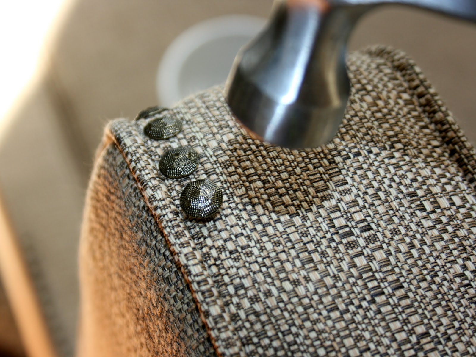 Pleasant Living: NAILHEADING IN DESIGN AND ART