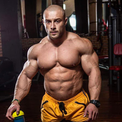 world bodybuilders pictures: bulgarian bodybuilder Radoslav Angelov
