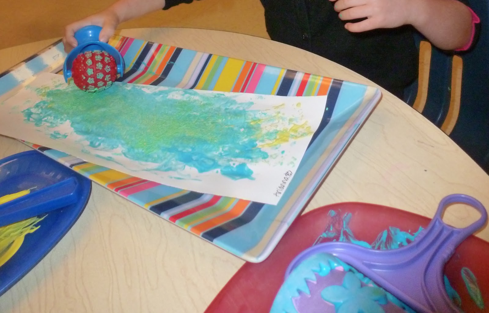 Flannel Board Fun: Painting with Rolling Things!