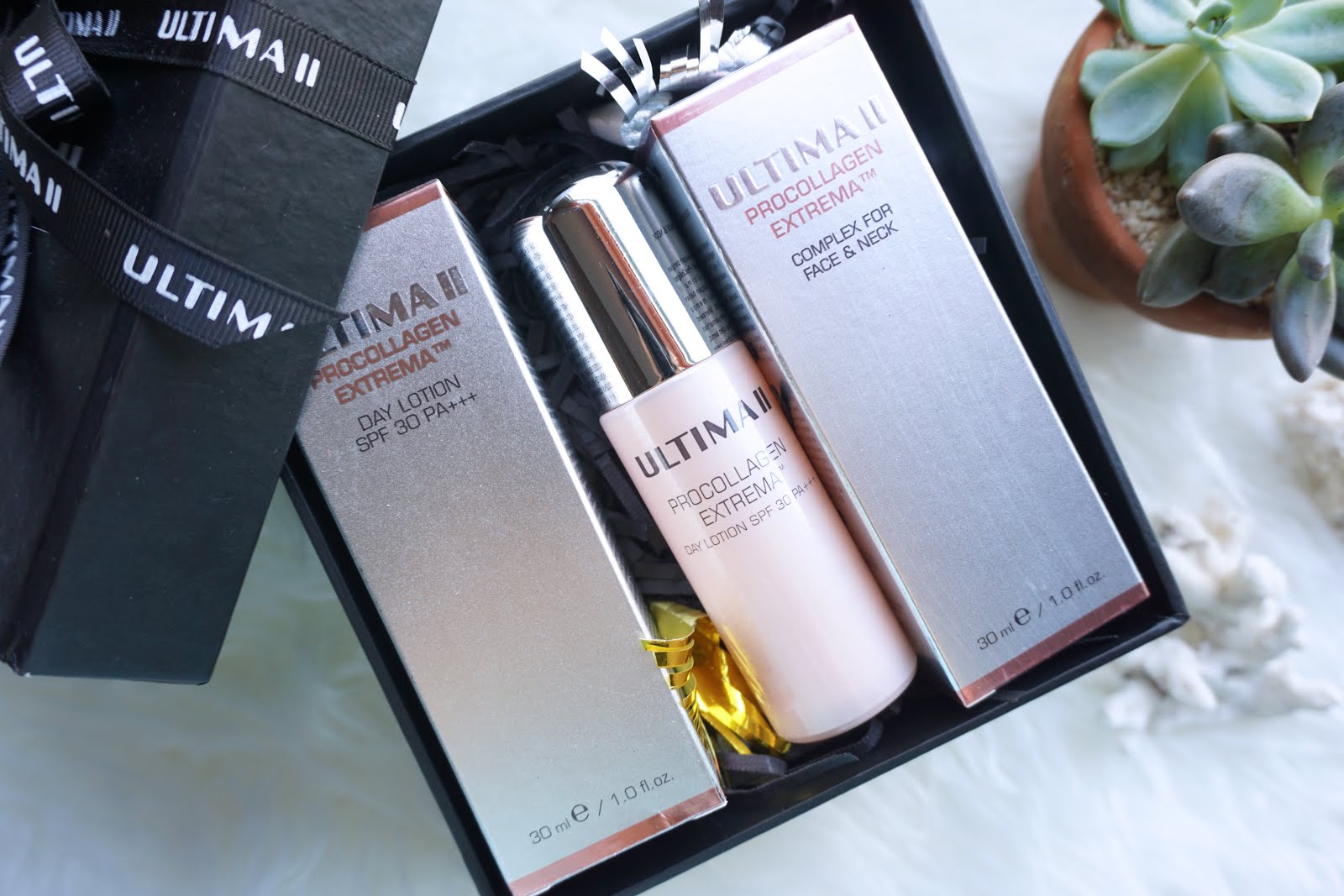 [Review]: Ultima II Procollagen Extrema™ Face & Neck Complex and ...