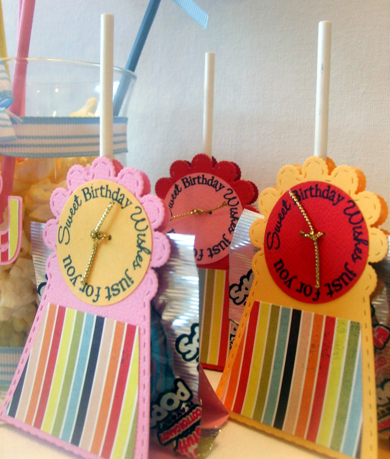 Linsey's Crafty Blog: Happy Weekend, Let's Party!