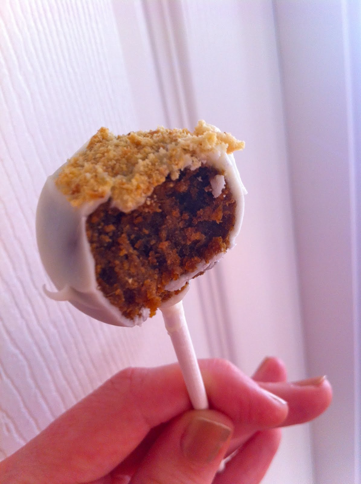 cake batter love.: Pumpkin Gingerbread Cake Pops