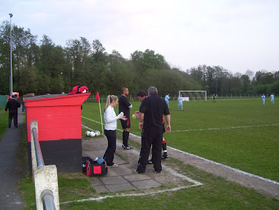 Pie and Mushy Peas: Sandhurst Town FC