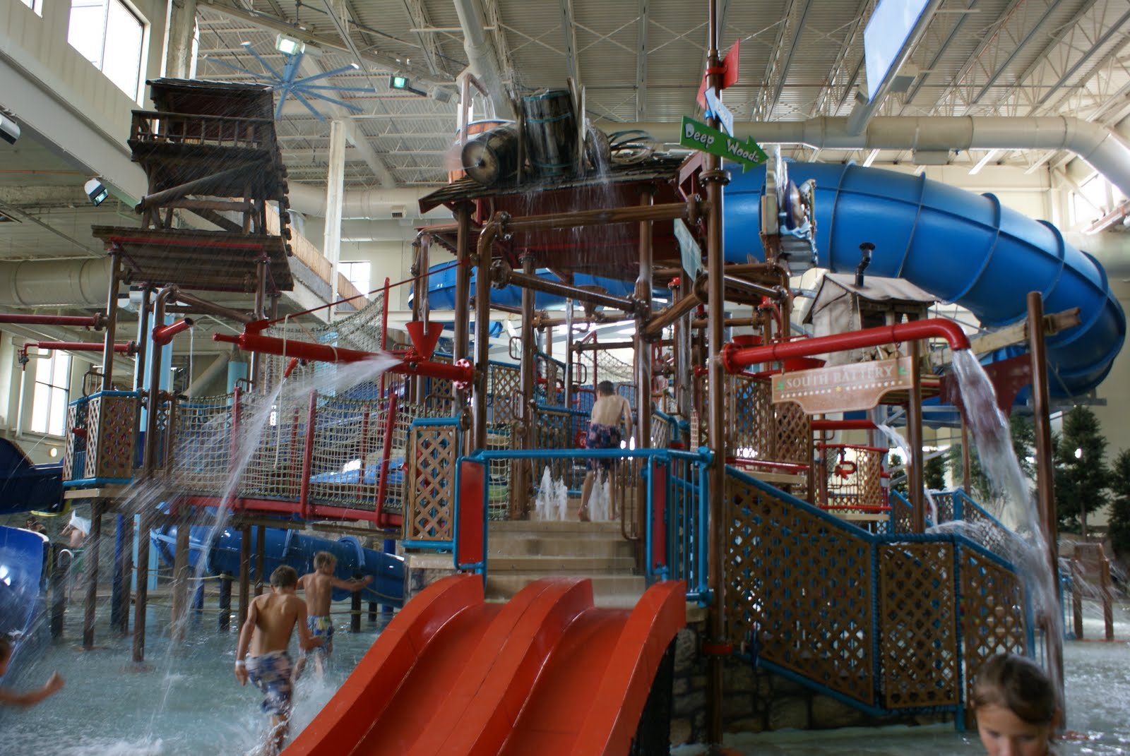 Check out all the fun things to do at the Water Park of America | BOOMSbeat