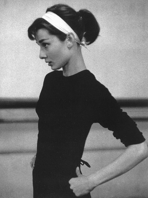 Audrey Hepburn - Dolores Mayán BSdanza