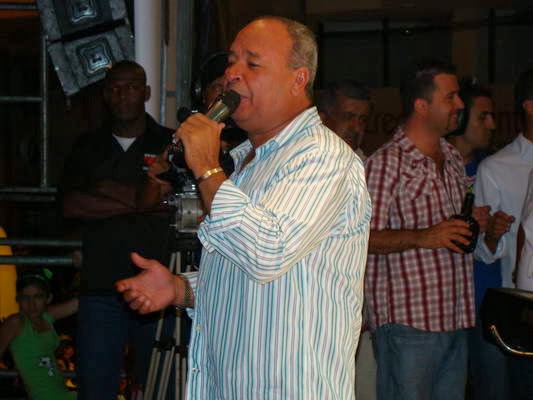 NOTICIAS Y EFEMERIDES MUSICALES Y DEL CINE: LUIS ALBERTO POSADA, UN 05 ...