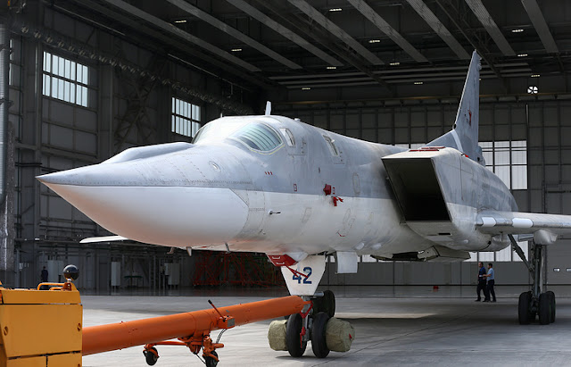 MIRAGEC14: Russia’s upgraded Tu-22M3 strategic missile-carrying bomber ...