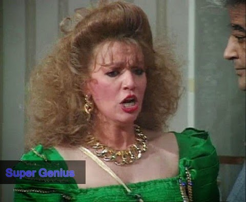 الفنانة الكبيرة مشيرة اسماعيل