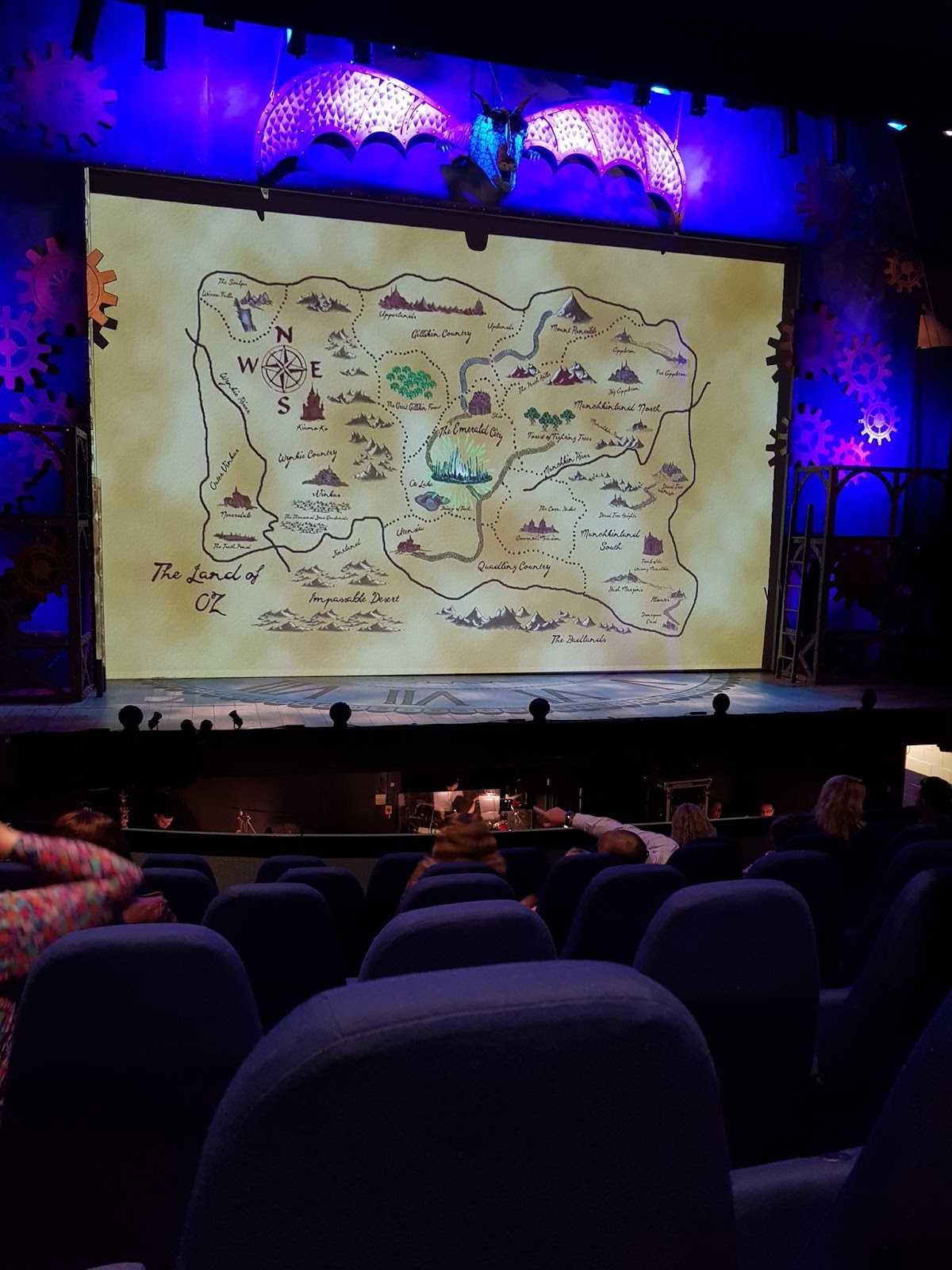 The Flowers Wild: Notes on a Community Theatre Production of Wicked.