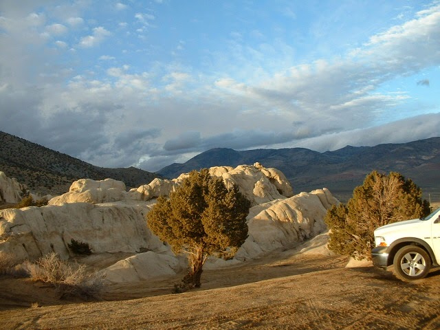 Best Handcrafted & Outdoor Newsletter: Moon Rock Formation in Hungry ...