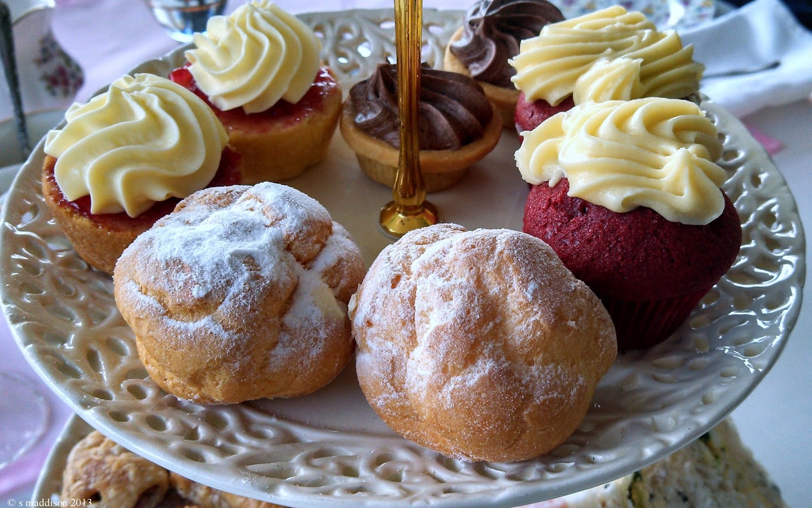 Maddabling: A delightfully decadent High Tea