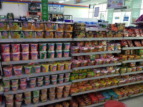 Display rak toko indomaret