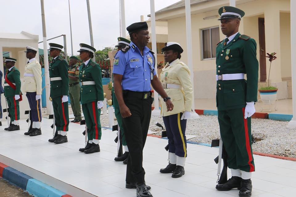 PHOTOS: New Acting Police IG Pays Visit To The Defence Headquarters In ...