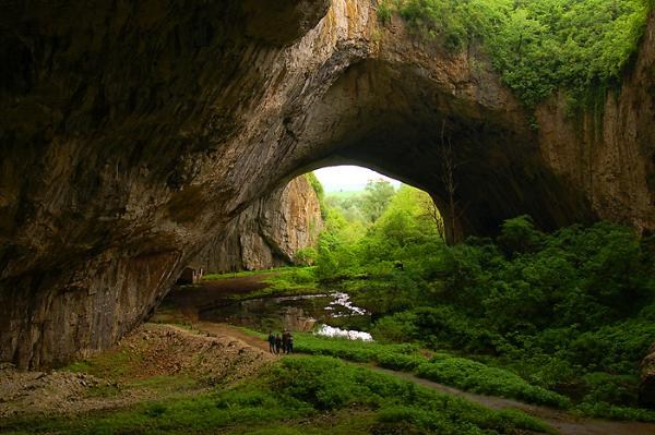 Our Amazing Planet Earth: Devetashka Cave