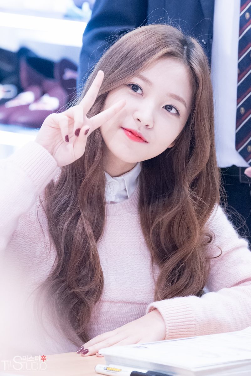 I Love Red Velvet : YERI RV @ BLACK MARTIN SITBON FANSIGN EVENT (PART II)