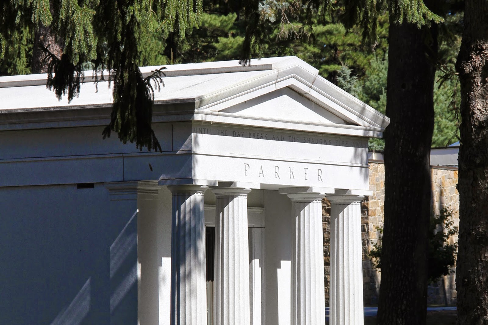 Taphophile Corner: Classical Architecture in the Cemetery - Greek Columns