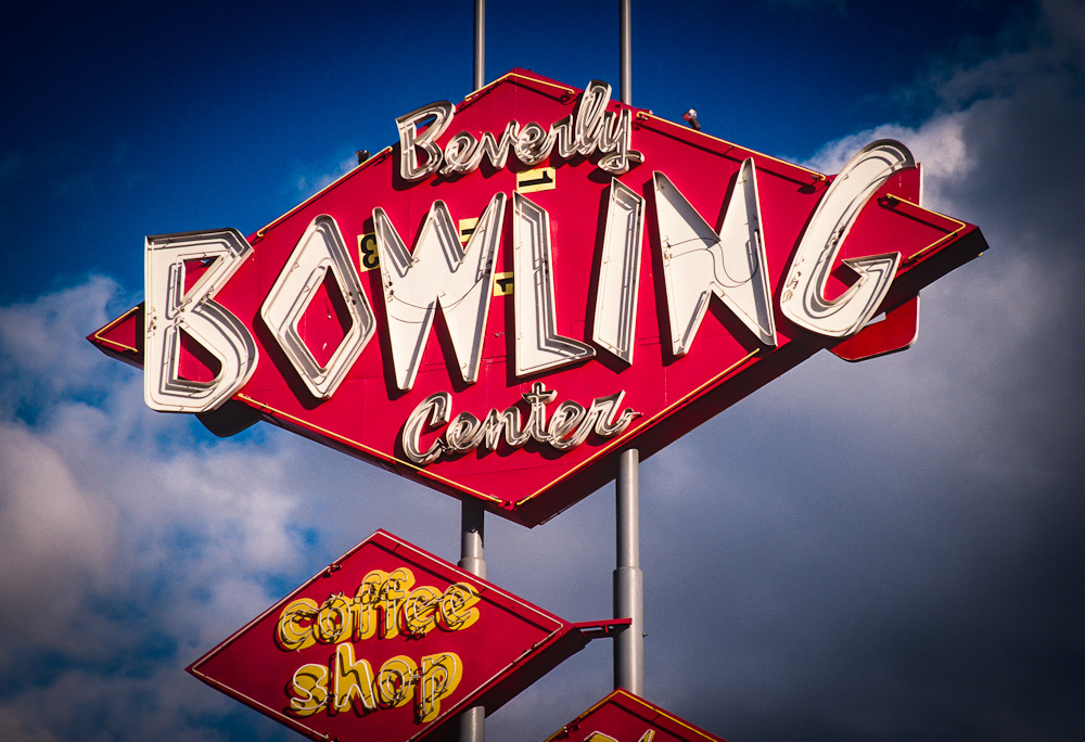 Robot Waste: Vintage Bowling Signs