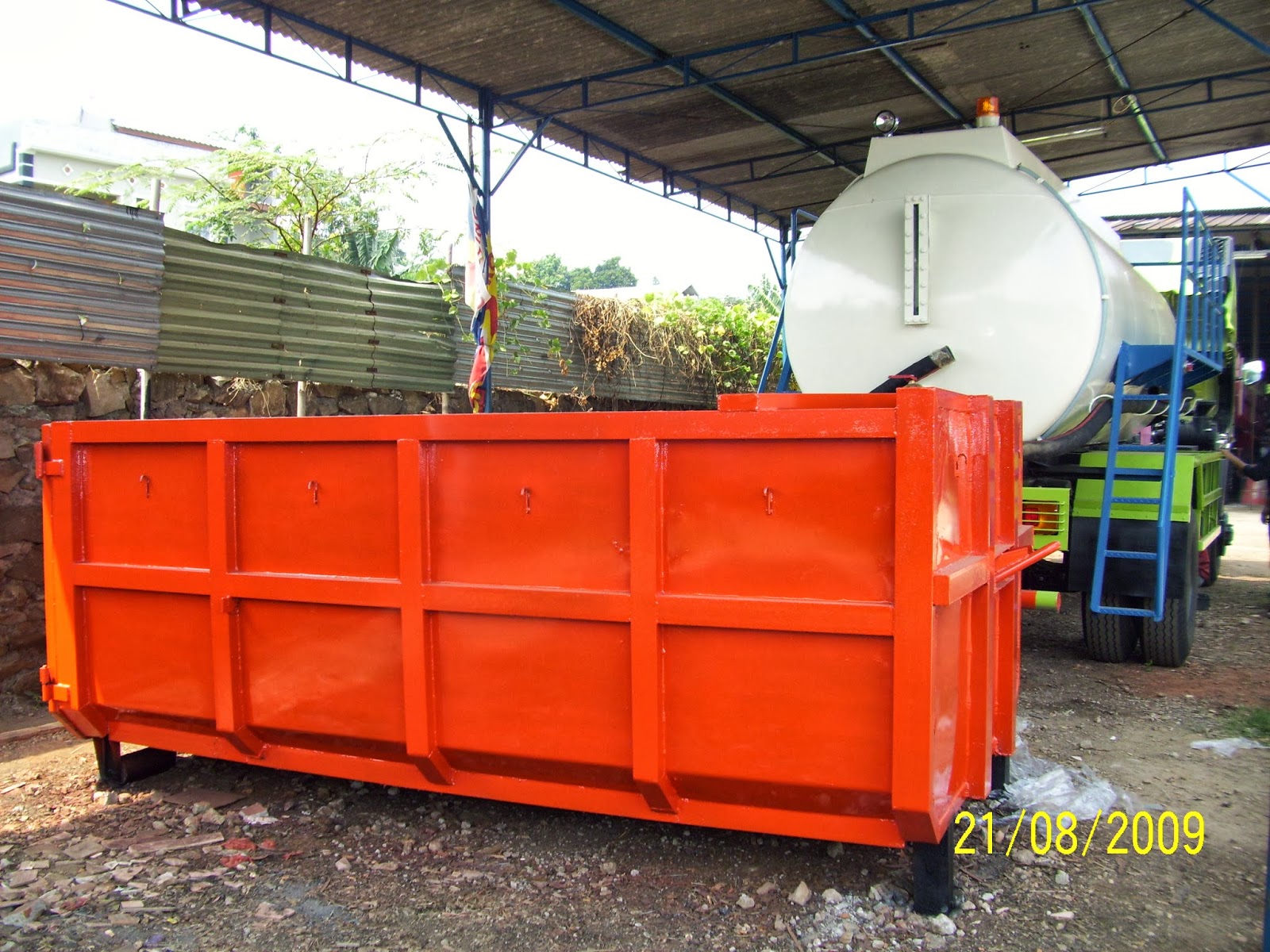 CV. SAKA PRIMA (KAROSERI): Container Bak Sampah