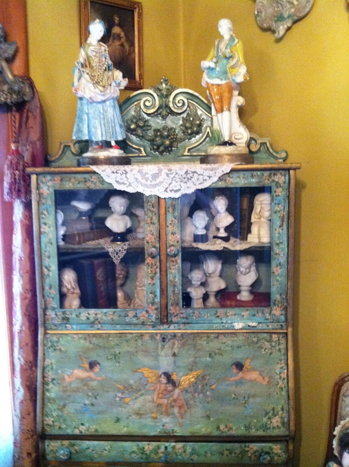 Pollyanna Reinvents: Sharing My Hand Painted Antique Angel Desk