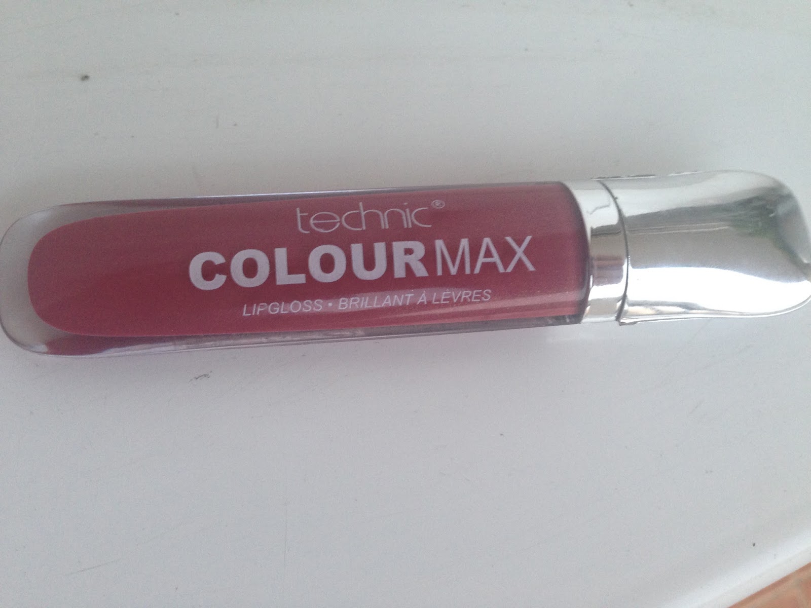 NathalieBeauty: Technic Colour Max Lipgloss Review