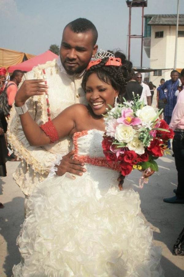 The Deluxe Delight Blog.: Singer and actress Muma Gee welcome twins.