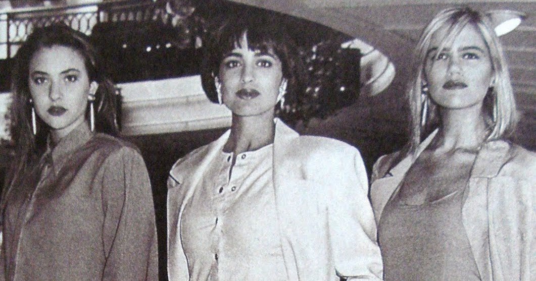 La ventana indiscreta de julia: Abriendo el álbum...