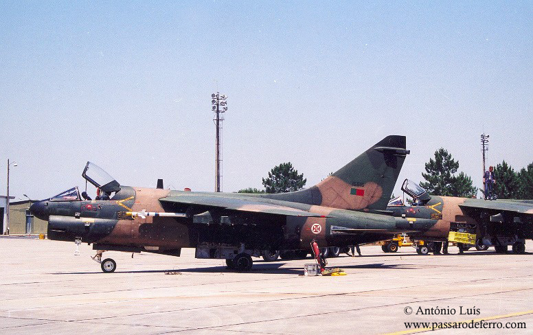 53 ANOS DA BASE AÉREA Nº5 - MONTE REAL (M722 - 38AL/2012) ~ PÁSSARO DE ...