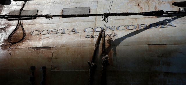 Cruzeiros e Navios: Restos mortais no Costa Concordia são de mulher