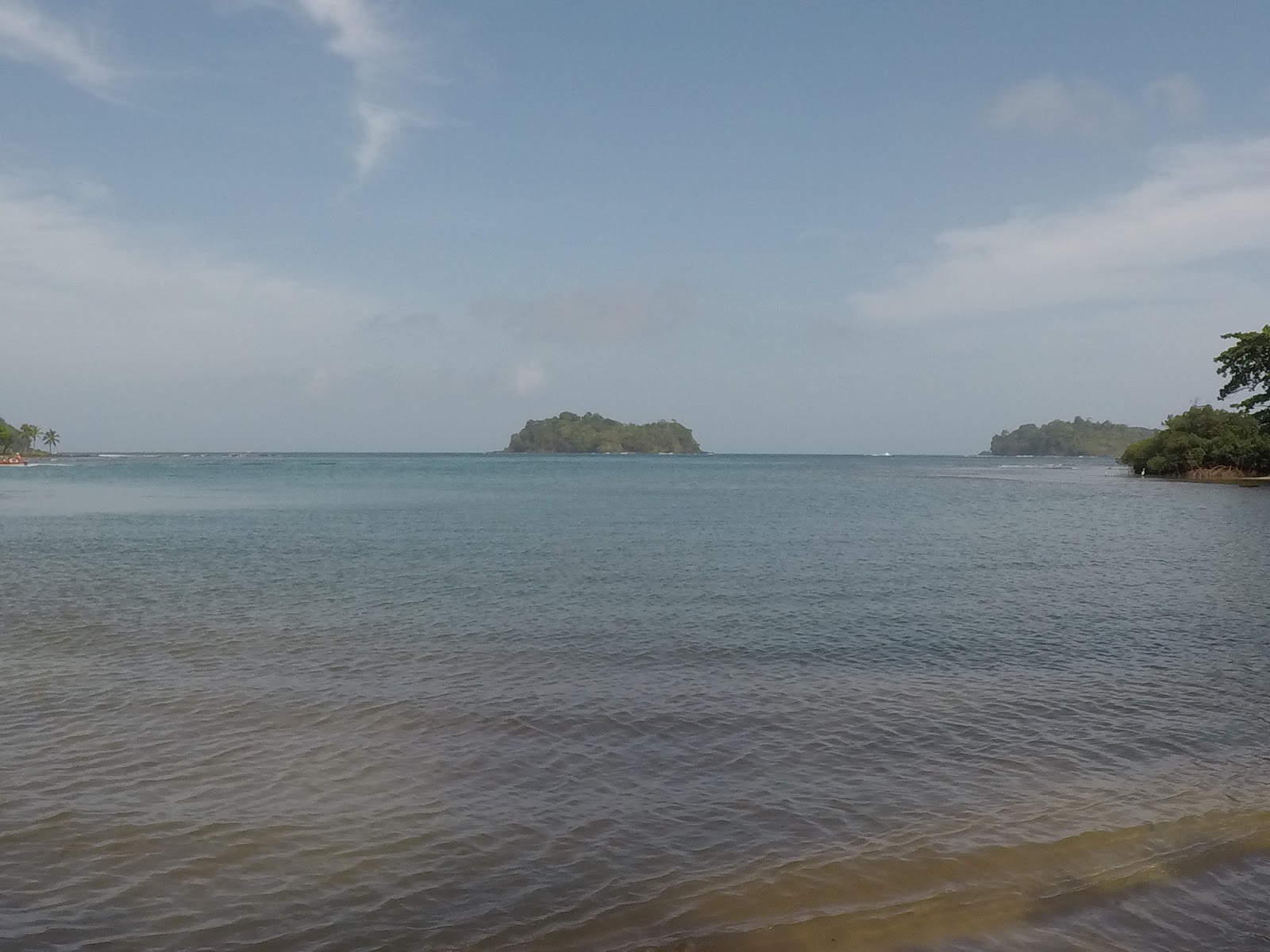 Explorando Rincones de Panamá: ISLA PLAYA BLANCA (COLÓN)