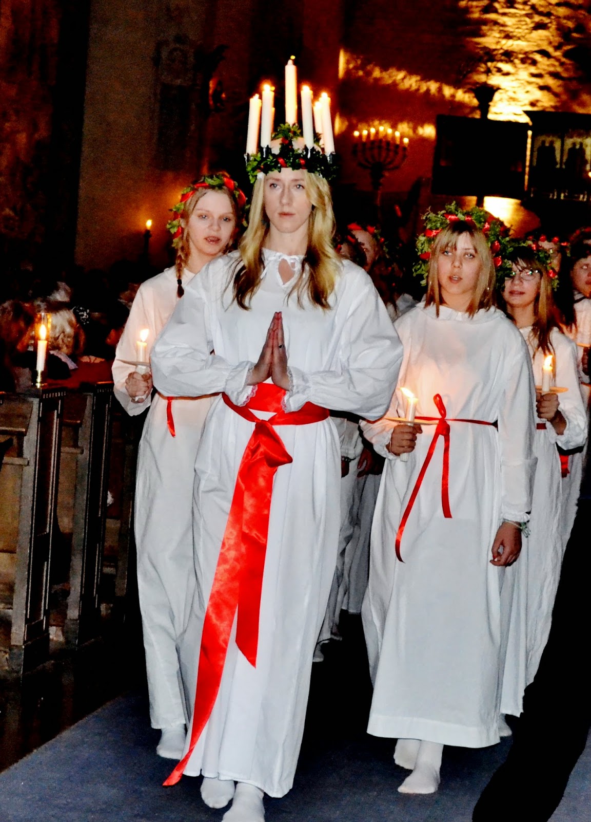 News from Europe and Latin America: El día de Santa Lucia en Suecia ...
